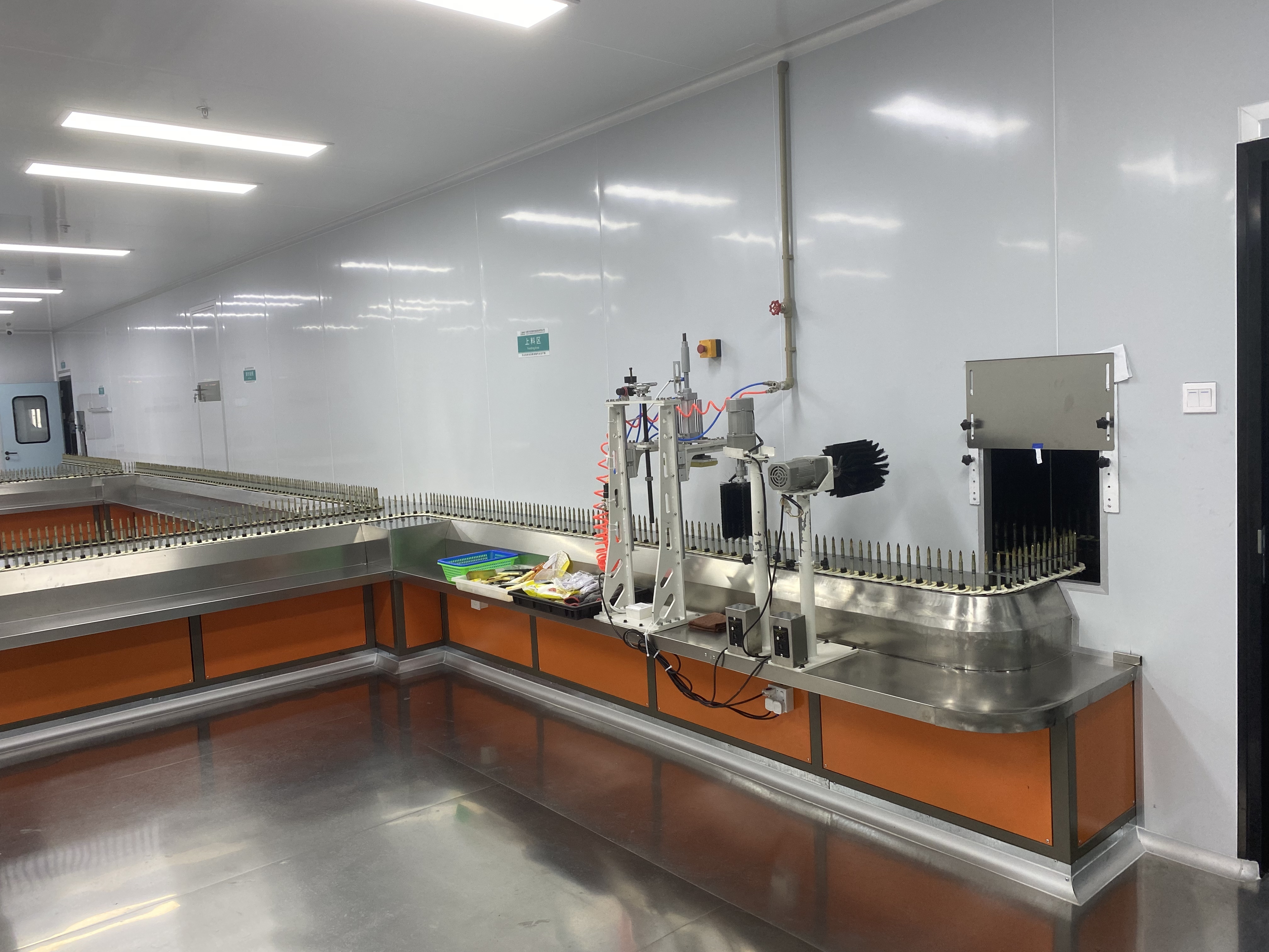 Automatic UV Spraying Line with PVD Vacuum Machine